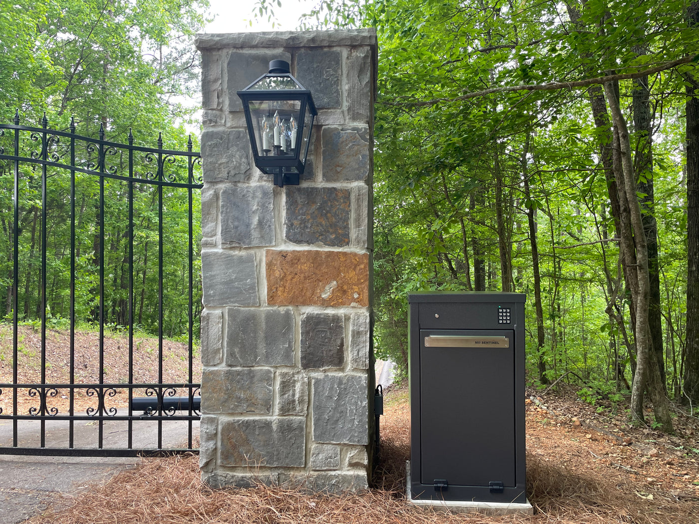 Box Sentinel: Your Ultimate Anti-Theft Parcel Box for Secure Deliverie